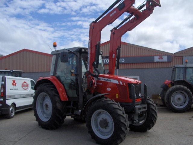 Massey Ferguson 5460 + MF loader - Davidson Tractors