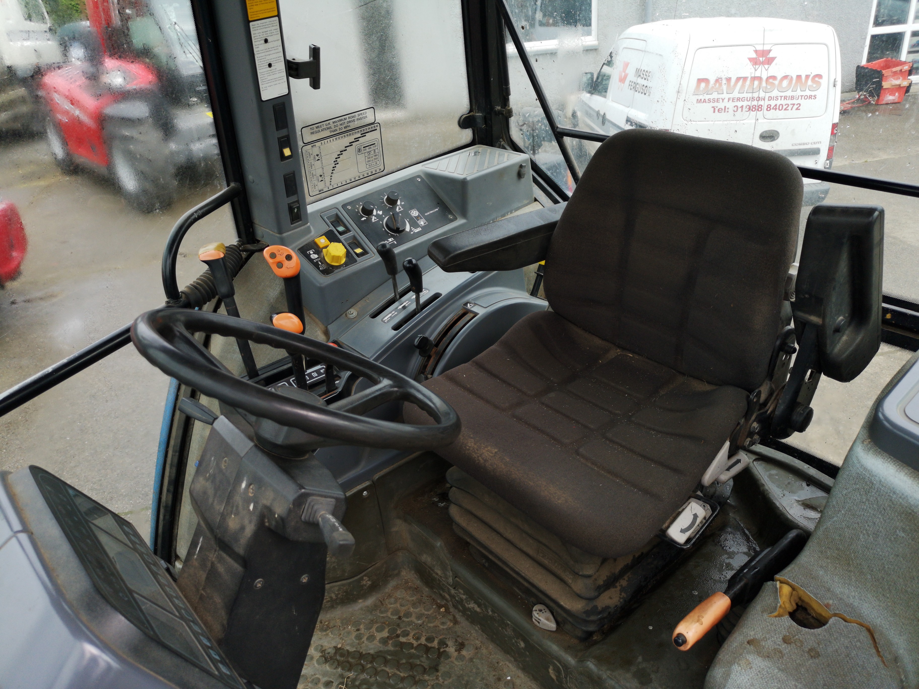 Ford 7840 - Davidson Tractors