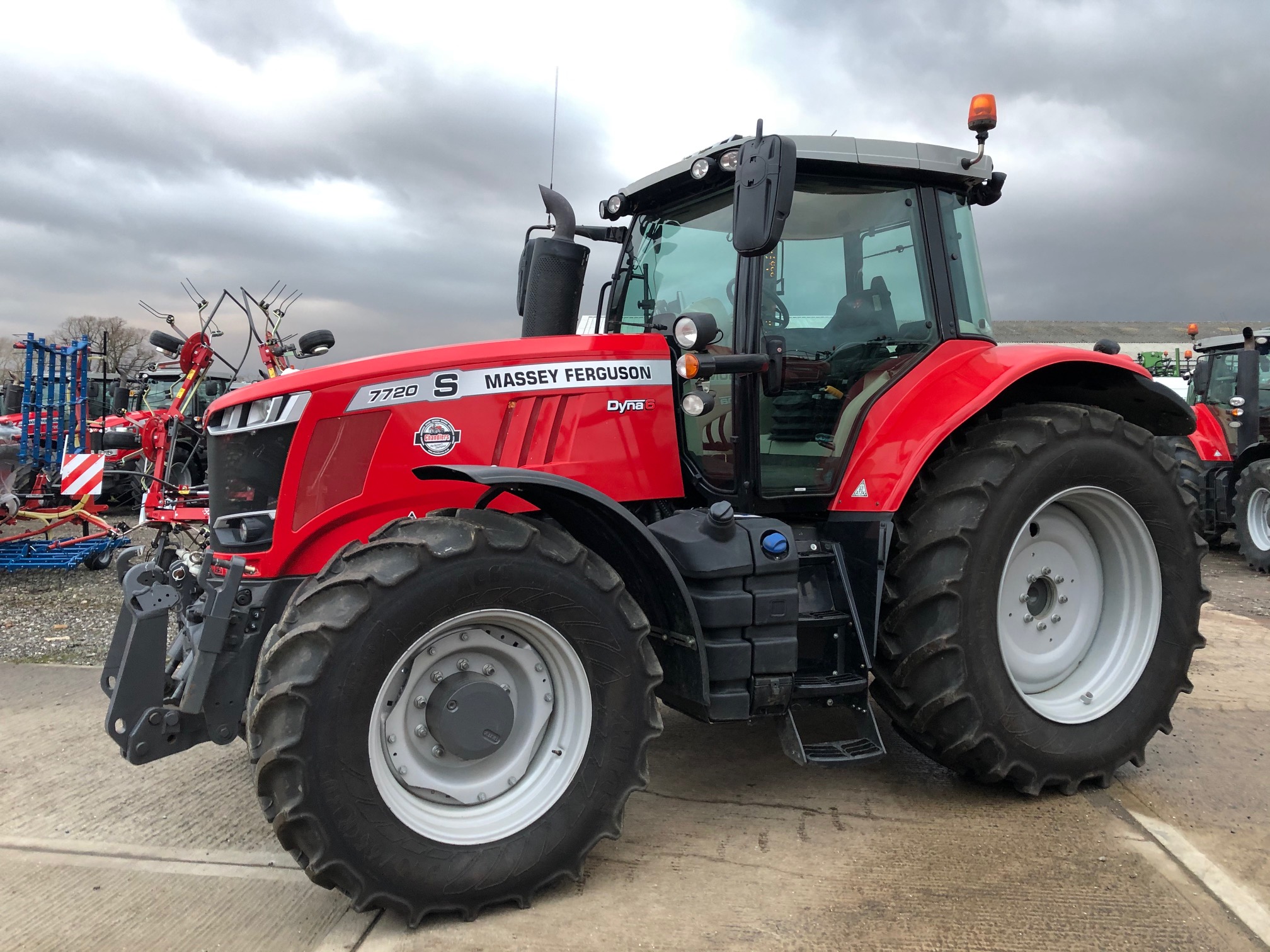 Massey Ferguson 7720S - Davidson Tractors