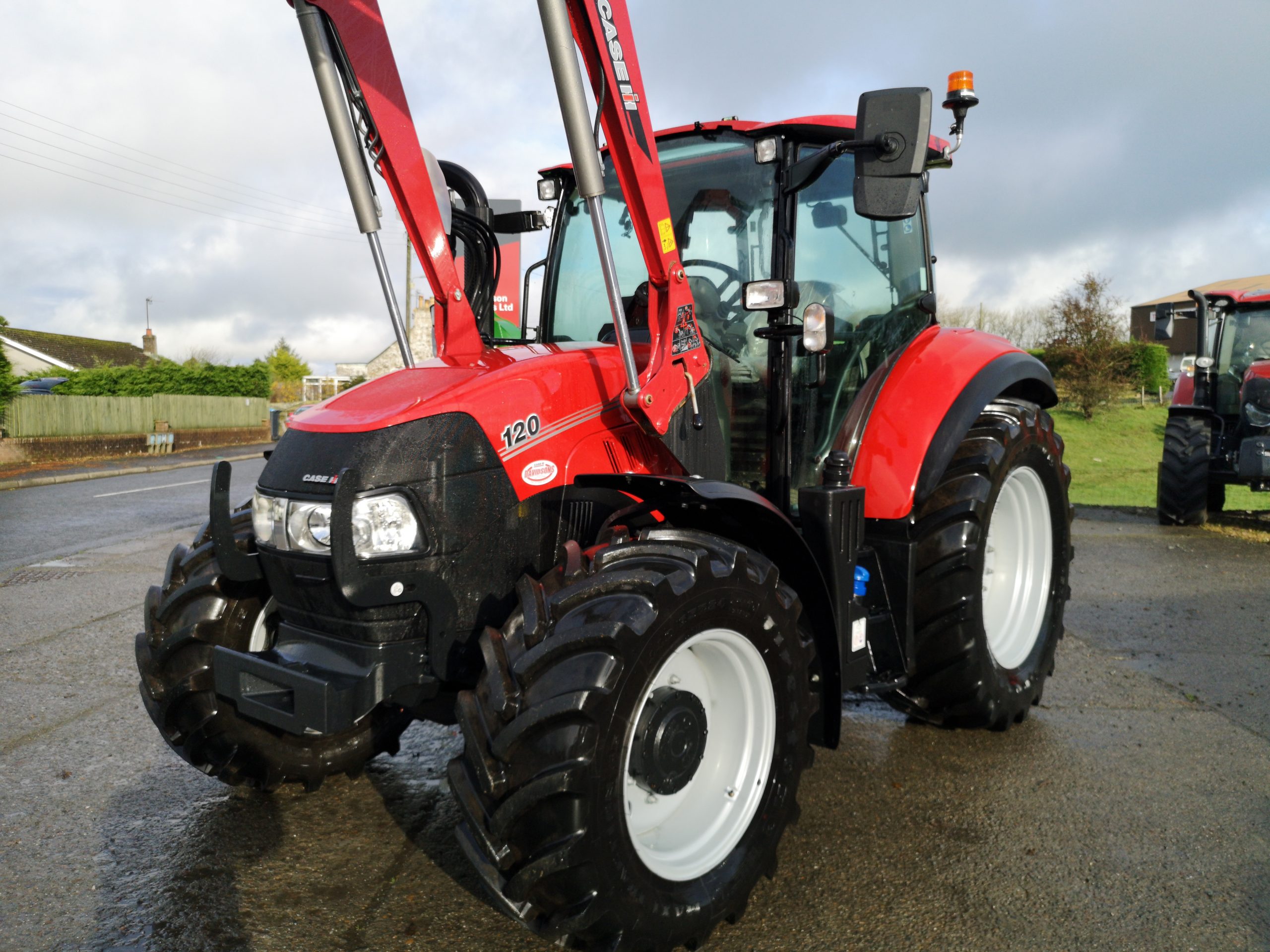 Case Luxxum 120 - Davidson Tractors