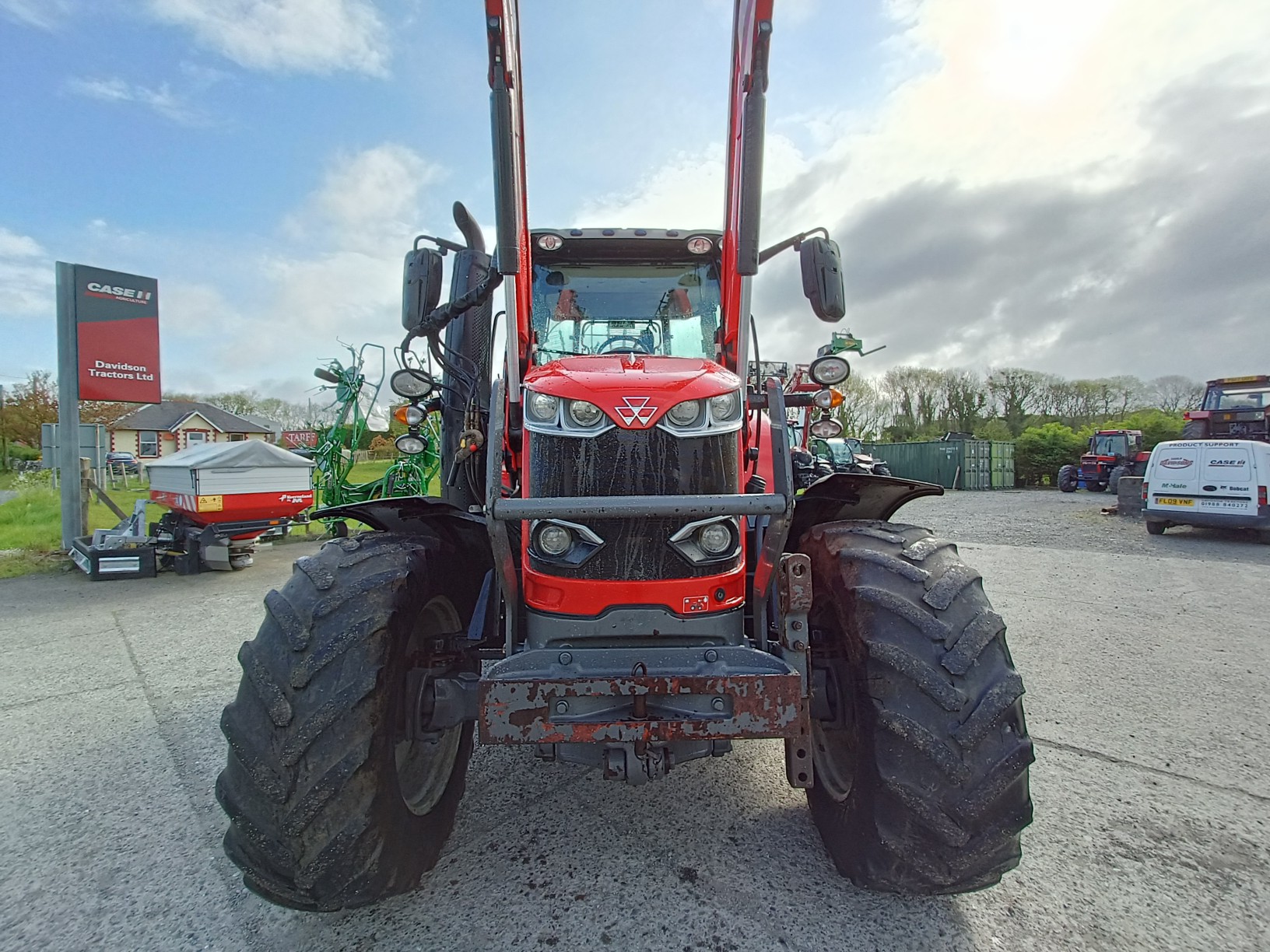Massey Ferguson 6714S - Davidson Tractors