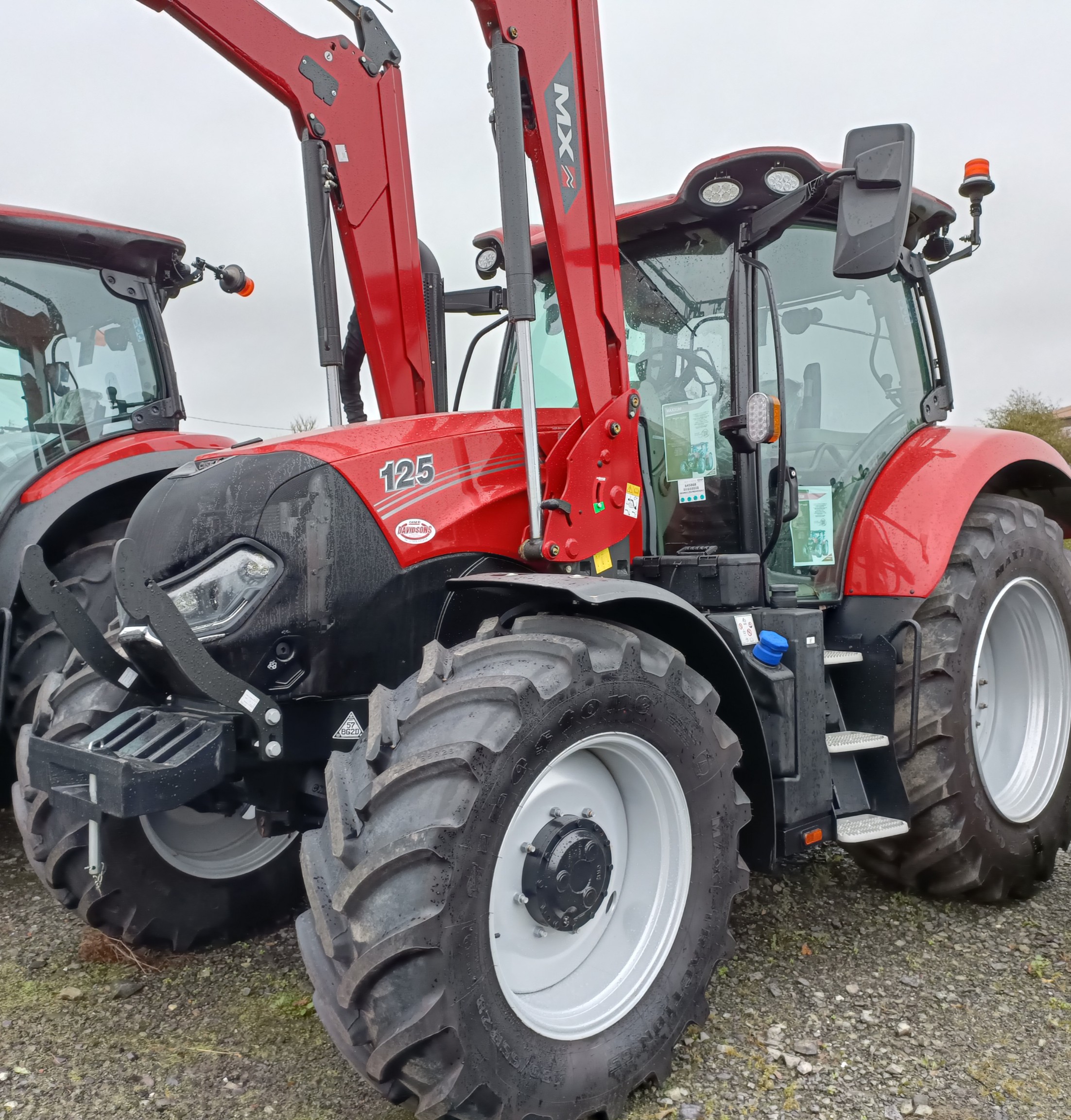 Case Maxxum 125 - Davidson Tractors